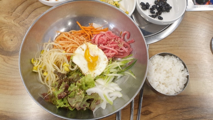 김포 사우역 인근 호박정육식당의 육회비빔밥 경기둘레길 가다 우연히 들린 식당에서 육회비빔밥을 맛있게 먹은 식당이다 네이버 블로그