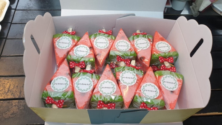 평촌떡집 간식떡 생일떡 수박떡바 🍉 🍉 🍉 수박떡 수박설기 청담화 범계떡집 안양떡집 인덕원떡집 과천떡집 의왕떡집 산본떡집 군포