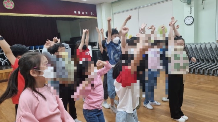 금부초전통전래놀이1학년2학년전체2회차 놀권리 놀이가밥이다 놀이가인성이다 놀이가창의성이다 놀이가답이다 전통전래놀이지도사 홍선미ㆍ
