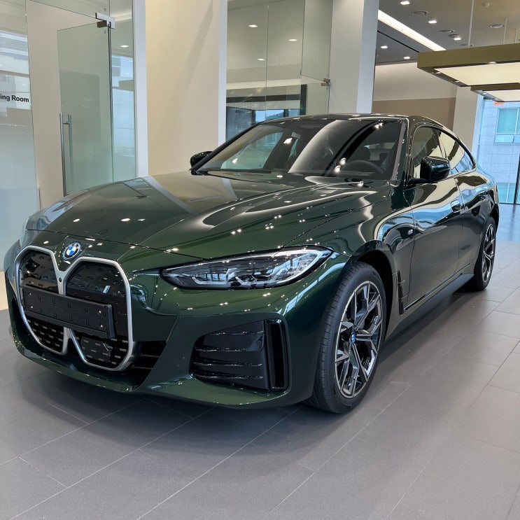 BMW i4 edrive 40 Mspt 산레모그린 / 레드시트 : 네이버 블로그