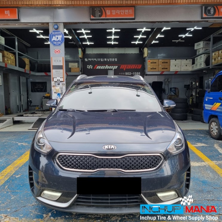 기아 니로 18인치 콘티넨탈 사계절,올시즌 타이어교체 작업 (콘티넨탈타이어 프로콘택트 RX 225 45 18) : 네이버 블로그