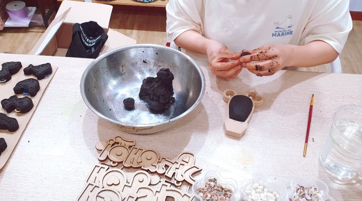 커피클레이자격증 업사이클활동 커피클레이체험 커피클레이출강 업사이클커피클레이 커피찌꺼기 새활용 커피박 자격증따기