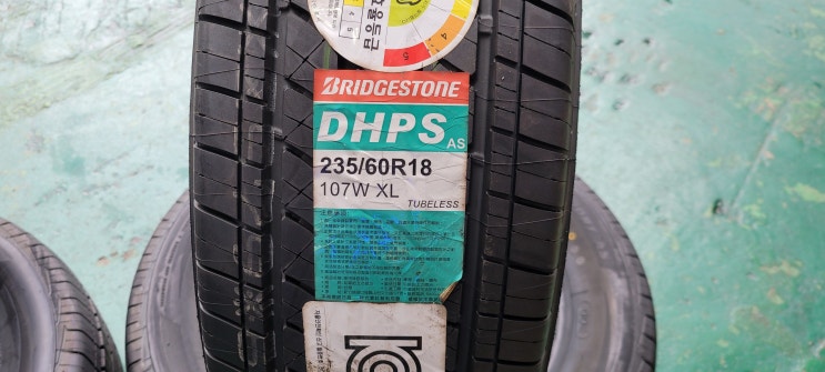 gv70 브리지스톤 타이어 235 60 18 싼타페에 장착하다 : 네이버 블로그