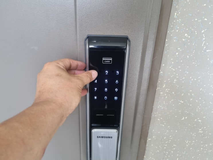 계룡도어락 계룡시 e편한세상 아파트에 삼성 번호키 SHP-DP710설치 : 네이버 블로그