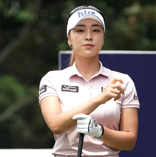 KLGPA 신인상에 도전하는 윤이나 골프 여자프로, 최고의 장타로 지난 2주 동안 3위와 2위 .. 우승만 남았다. (팬텀 골프웨어) : 네이버 블로그