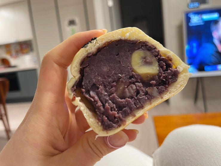 빵투어서울 신세계강남 팝업 하츠베이커리 공주밤팥빵 맛이 궁금햇 네이버 블로그