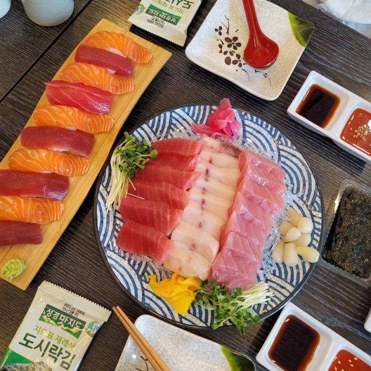 합정 스시 연어랑 참치가 넘나 싱싱했던 참치야 합정♡ 혼술참치 반반초밥 네이버 블로그