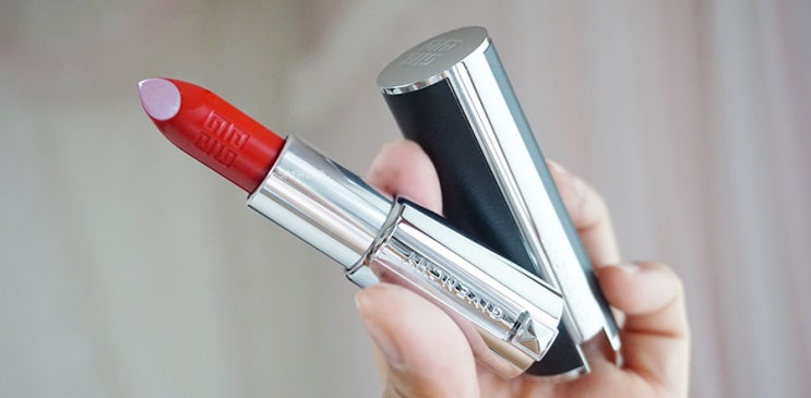 [지방시 GIVENCHY] 르 루즈 N306 카민 에스카르핀 Le Rouge 306 Carmin Escarpin 지방시립스틱 레드립 추천 : 네이버 블로그