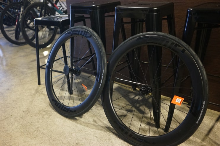 FFWD(FAST FORAWD/패스트 포워드) RYOT 55 mm 입고 및 출고. : 네이버 블로그