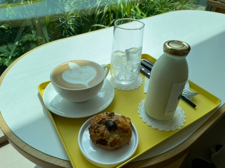 [Mystery Life-ing] 인천/강화도 :: 카페이림 - CAFE ELIM :: 목련꽃 밀크티 & 카페라떼 & 스콘 ...