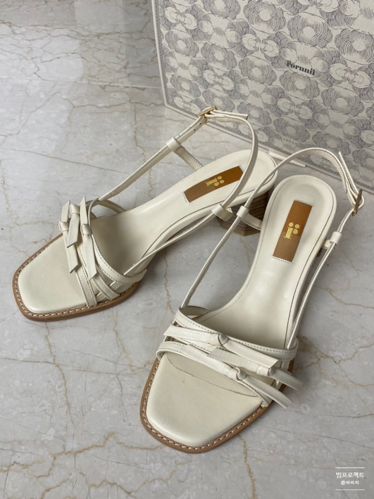 [로르니] 백스트랩 3 리본 샌들 (로르니 공홈 구입) : 네이버 블로그