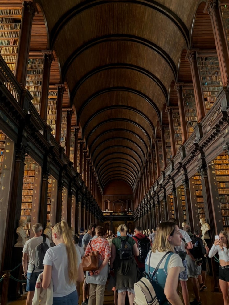 아일랜드 Day 43~46 : Book of Kells, 첫 주급 : 네이버 블로그