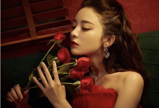 구리나자 古力娜扎 ｜ Gu Li Na Zha 귈네제르 베흐티야르 : 네이버 블로그