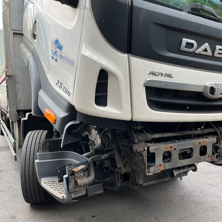 타타대우상용차 파주정비사업소 타타대우 대우프리마 5톤트럭 파주 일산상용차 윙바디 지입 사고차 탑수리로 범퍼날개 및 라이트램프
