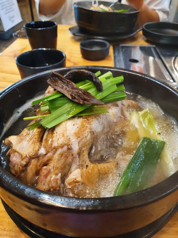 수원 맛집 인계동 닭백숙 맛집 본능이버섯백숙 초복 몸보신 추천 능계탕오리백숙닭볶음탕 네이버 블로그
