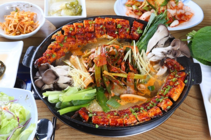생생정보 고수의 부엌 양념 장어구이 파김치 장어전골 위치 정보 칠갑산 어죽 네이버 블로그
