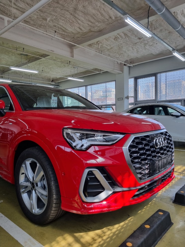 22MY Q3 Sportback 35TDI Premium / Tango Red : 네이버 블로그