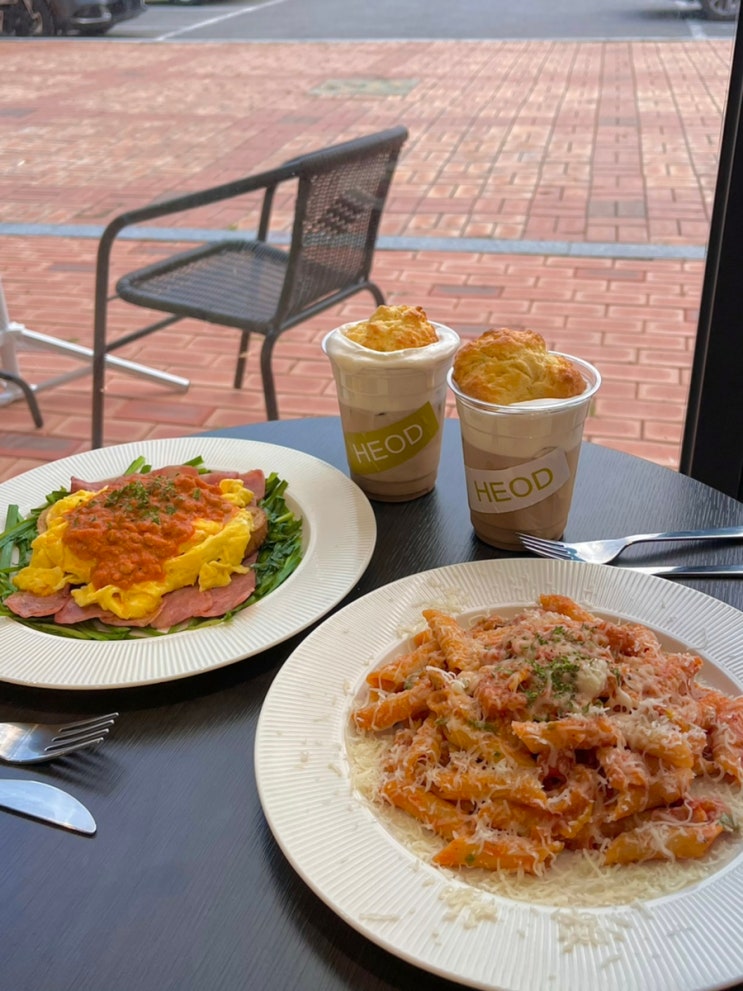 브런치 메뉴와 스콘이 맛있는 주문진 카페 HEOD : 네이버 블로그