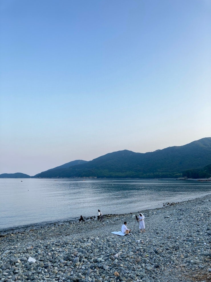 거제도 당일치기 여행 학동 흑진주 몽돌 해수욕장💙인생샷 사진 찍기 좋은 예쁜 바다 추천~ 네이버 블로그