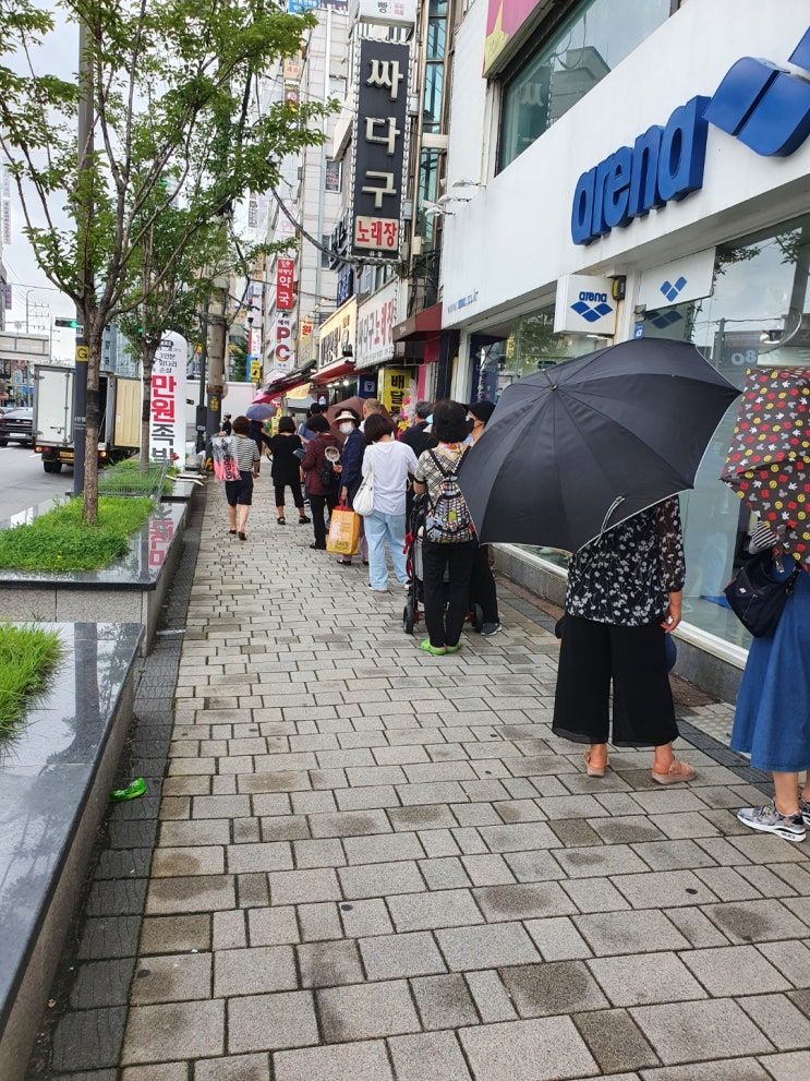 수택동 돌다리 구리전통시장 족발맛집 족발시장의 새로운 강자 등극 구리 대박만족 만원족발 재방문 줄이 더길게 이어져