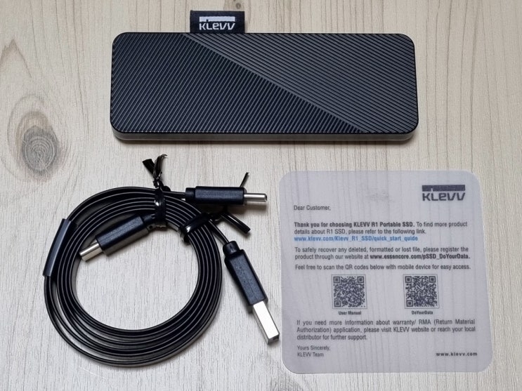 작지만 빠른 휴대용 고속 저장장치 ESSENCORE KLEVV R1 Portable SSD 1TB 후기 : 네이버 블로그