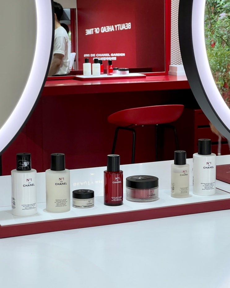 샤넬 N1 DE CHANEL GARDEN 팝업 스토어 | 레드 까멜리아 세럼 : 네이버 블로그