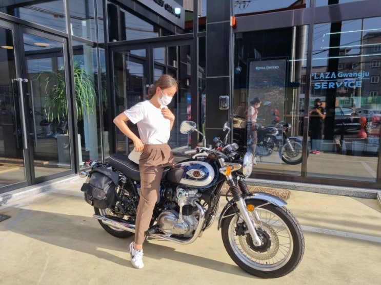 여성라이더의 W800 21년식 출고, 그리고 그 후 박투어 이야기 : 네이버 블로그