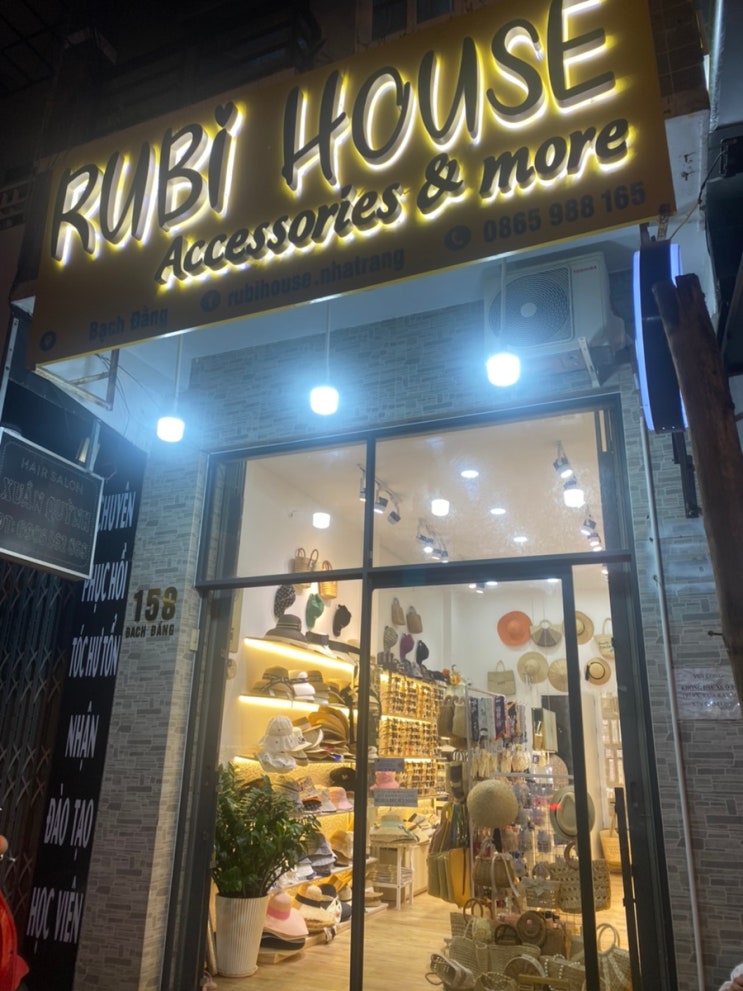 [나트랑 라탄샵 추천] 가성비 좋은 곳, 루비하우스, RUBI HOUSE, 기념품사기 좋은 곳, 라탄백, 모자 : 네이버 블로그