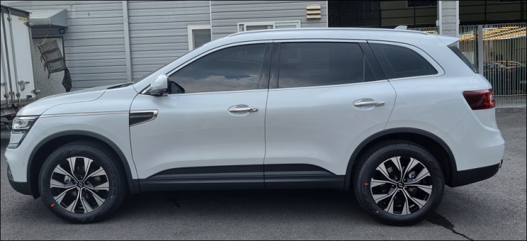 르노코리아순정용품 스카이뷰카메라 어라운드뷰 르노QM6 3D-HD 360도 AVM 국산차어라운드뷰 : 네이버 블로그