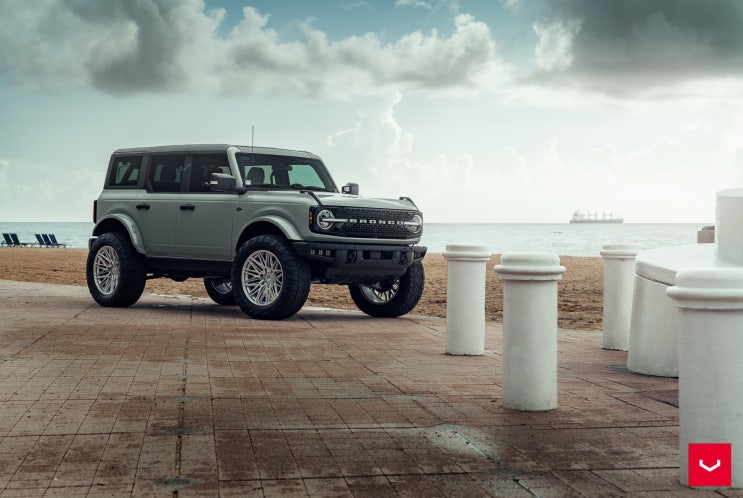 포드 브롱코 휠 튜닝 - 20인치 22인치 33타이어 35타이어 : 네이버 블로그