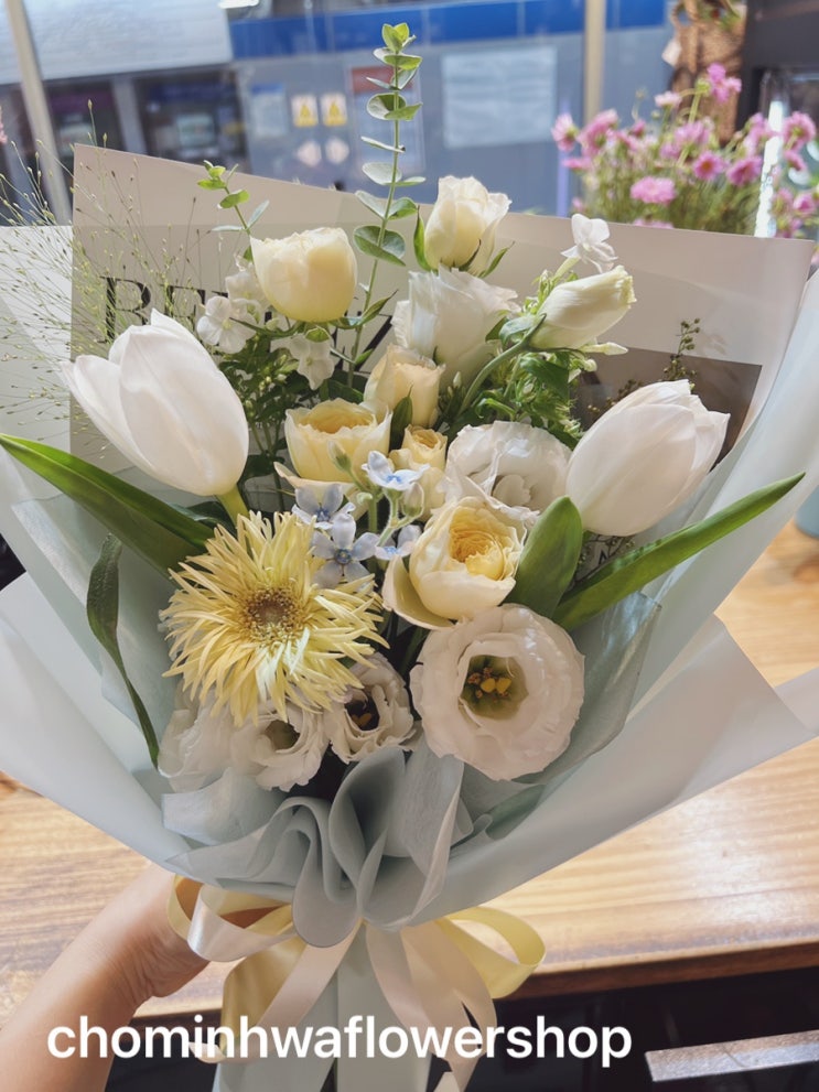 화정꽃집 화정전철역꽃집 지하철역꽃 하계졸업식꽃다발화정꽃배달 화정생일꽃다발 화정결혼기념일꽃다발 화정일산꽃배달 고양시꽃배달 덕양구꽃