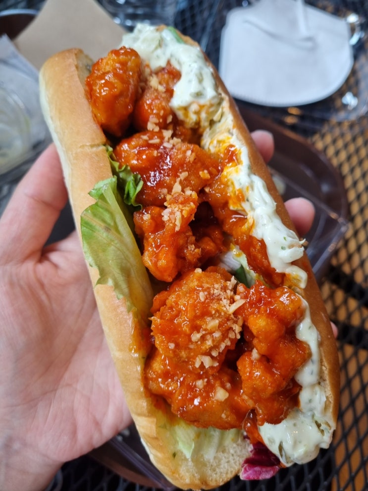 파리바게트 매콤 닭강정 샌드위치 솔직후기 : 네이버 블로그