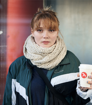 이네스 회이세테르 아세르손 Ines Hoysaeter Høysæter Asserson (2001.06.30) 배우 프로필 ...