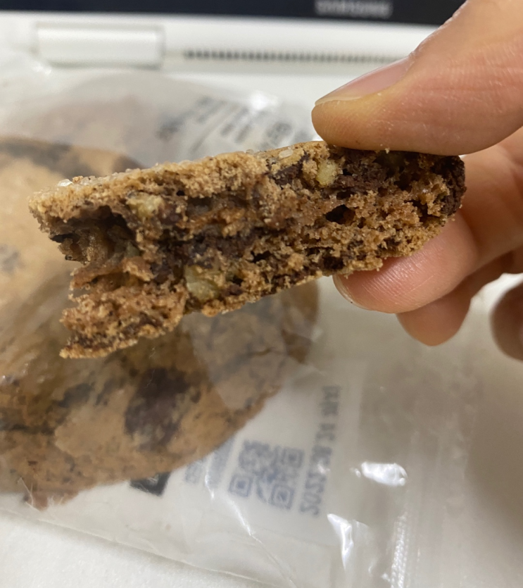 스타벅스디저트 다크초콜릿 카우보이쿠키 당떨어질 때 먹고싶은 맛 네이버 블로그