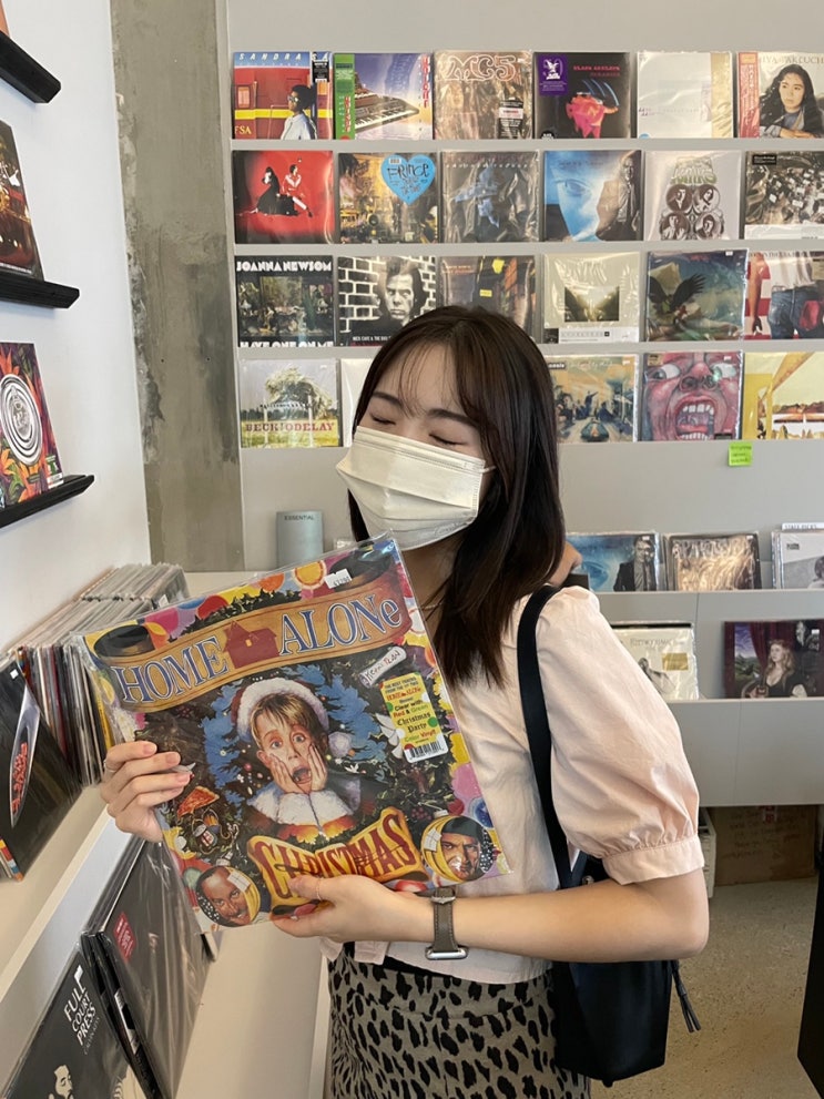 [홍대] 김밥레코즈 (Gimbab Records) ::: 한국 레코드시장을 일으킨 주역 방문기 / 서울 레코드샵 도장깨기 ...