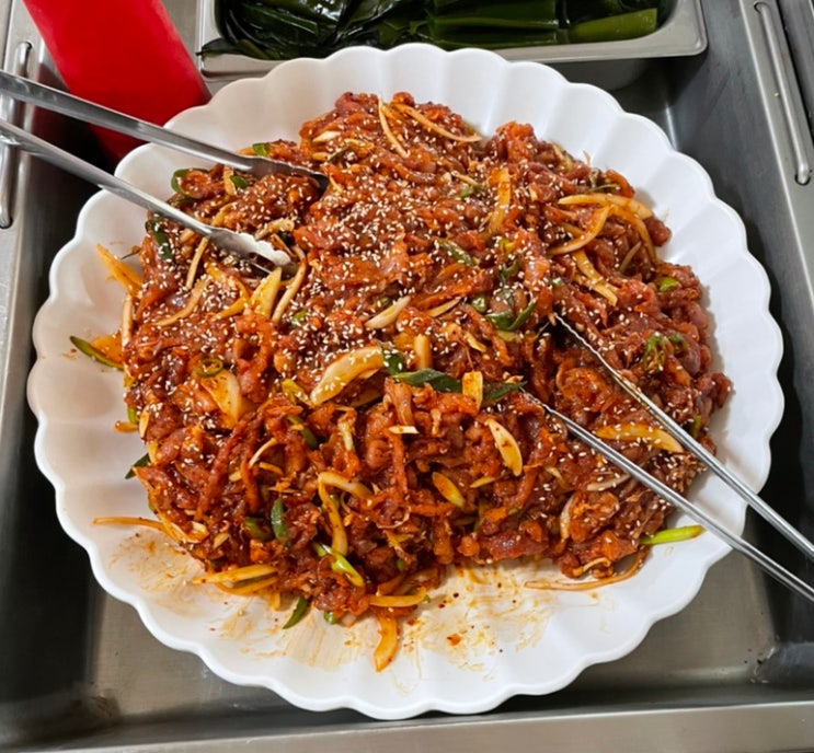 목포 맛집 장부 다리 기사식당 맞은편 돼지고기 육회를 만날 수 있는 또 다른 한식 뷔페 청계 맛집 초심 가든 뷔페