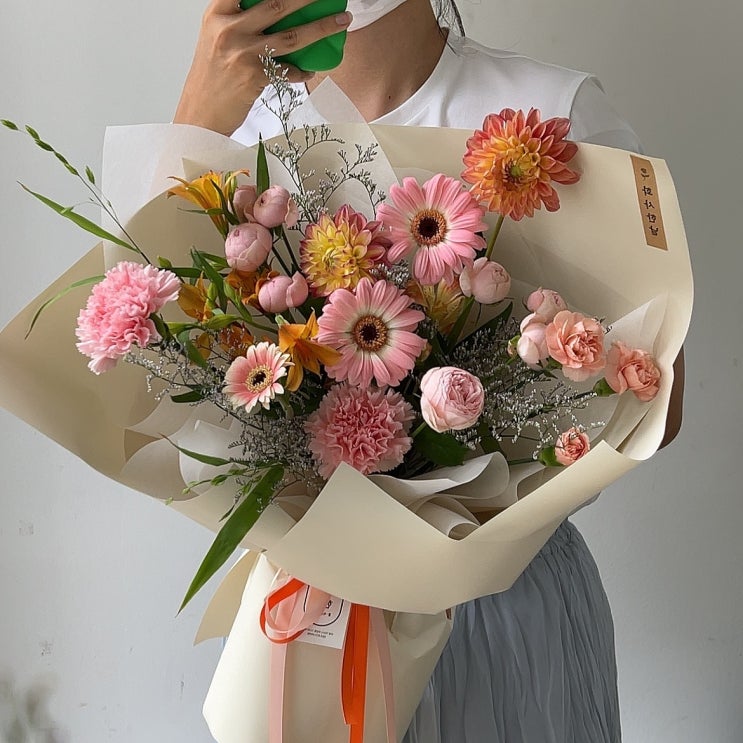 익산꽃다발 싱그러움 가득한 꽃다발 오렌지파스텔톤 꽃다발 생화전문점 화사한날 네이버 블로그