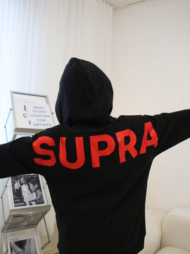 수프라 Supra 여성 후드티 여자 조거팬츠로 완성한 스트릿패션 추천 네이버 블로그