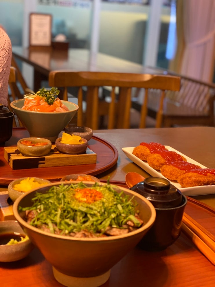 안산 중앙동 안산 덮밥 맛집 만고쿠 연어덮밥 와규덮밥 둘다 맛있었던 맛집 주말 웨이팅 필수 네이버 블로그