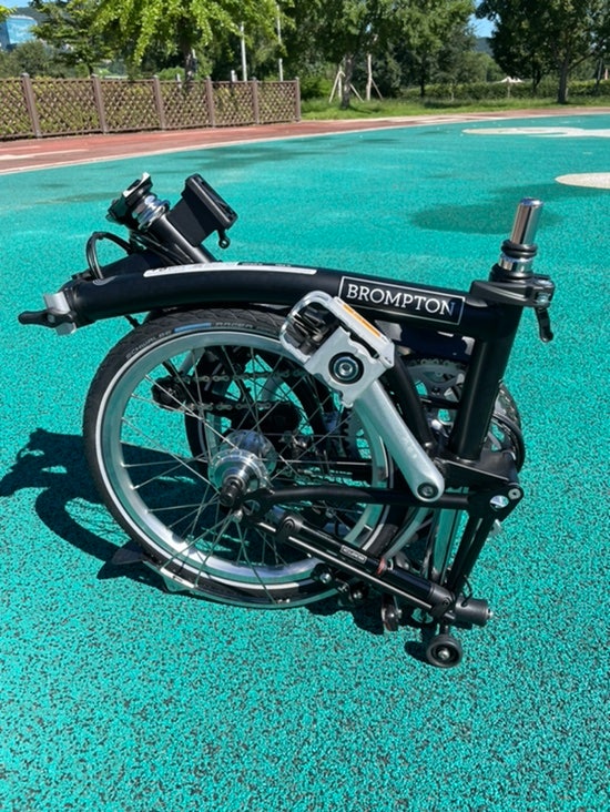 브롬톤 BROMPTON 구매 후기 언박싱 | 2022 순정 허브다이나모 C Line Explorer Mid | 이전명 M6L ...