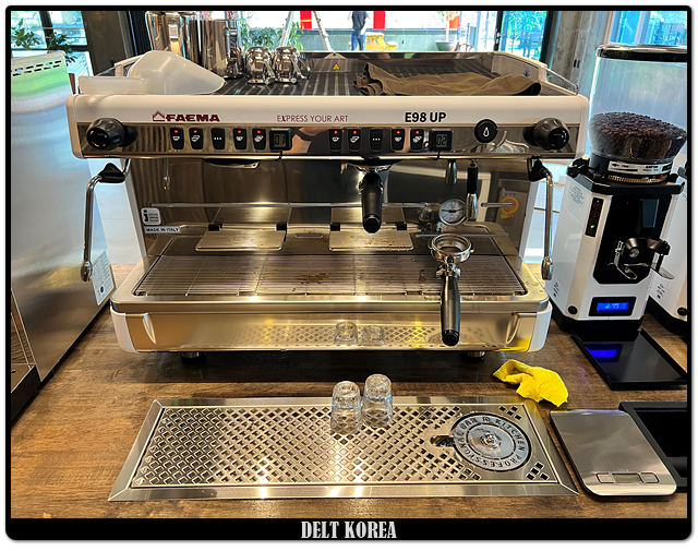 원주 커피머신 안핌 슈퍼카이마노 설치현장 : 네이버 블로그
