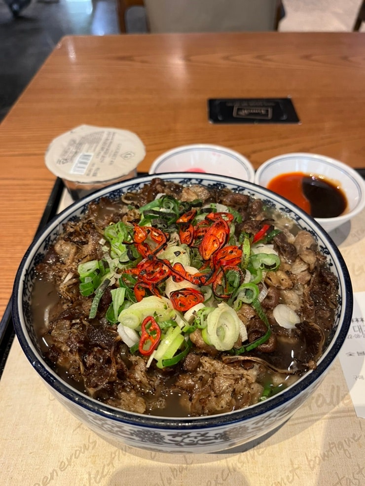 압구정 갤러리아 고메이 494 - 땀땀 쌀국수, 밀본 만두국 : 네이버 블로그