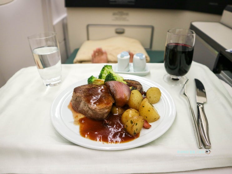 대한항공 프레스티지 (파리→인천 KE902) 비즈니스석 기내식 : 네이버 블로그