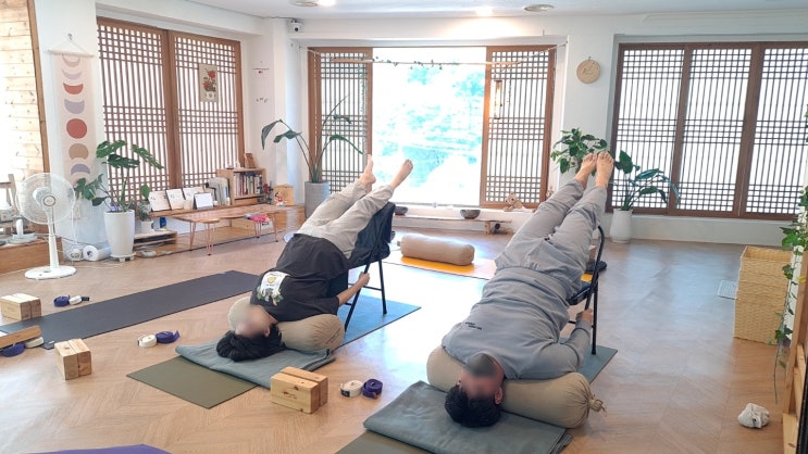 임산부 요가 부부커플레슨으로 아기와 예비 부모가 함께하는 시간 네이버 블로그