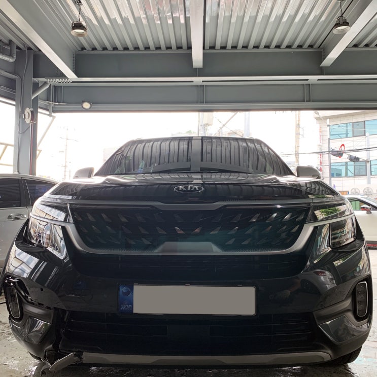 기아 셀토스 앞범퍼 사고 교체수리 성수동 삼성모터스 강남 압구정 청담 광진구 자동차 판금도색외장복원수리 전문