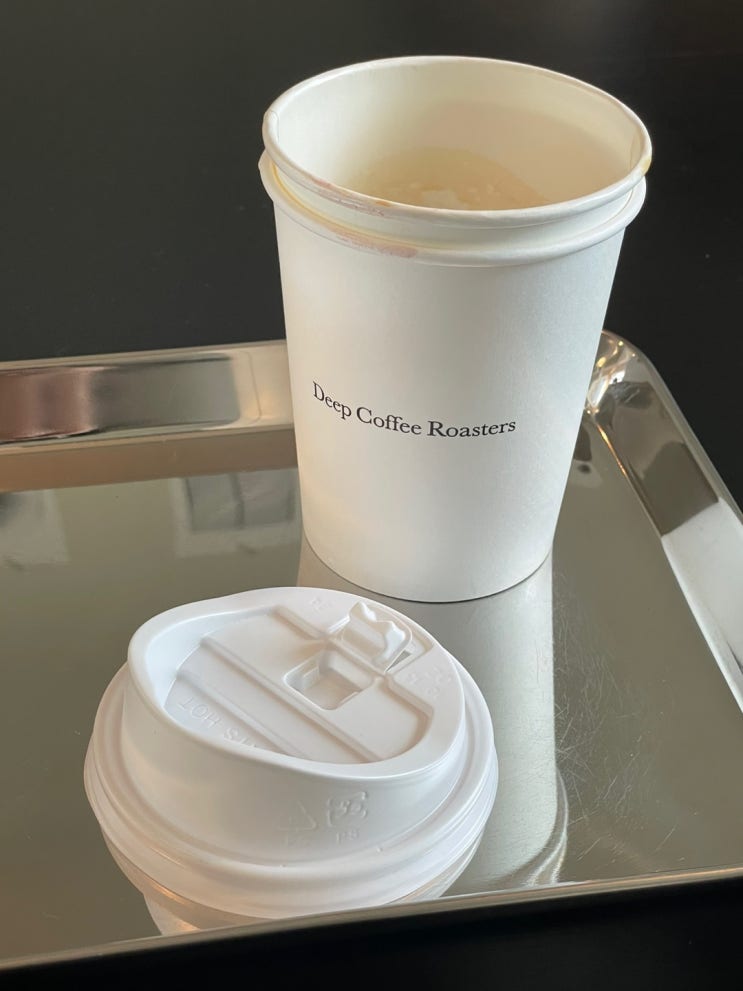 [대구 카페] 모던한 카페, 딥커피로스터스(Deep Coffee Roasters), TECTA 팝업스토어 : 네이버 블로그