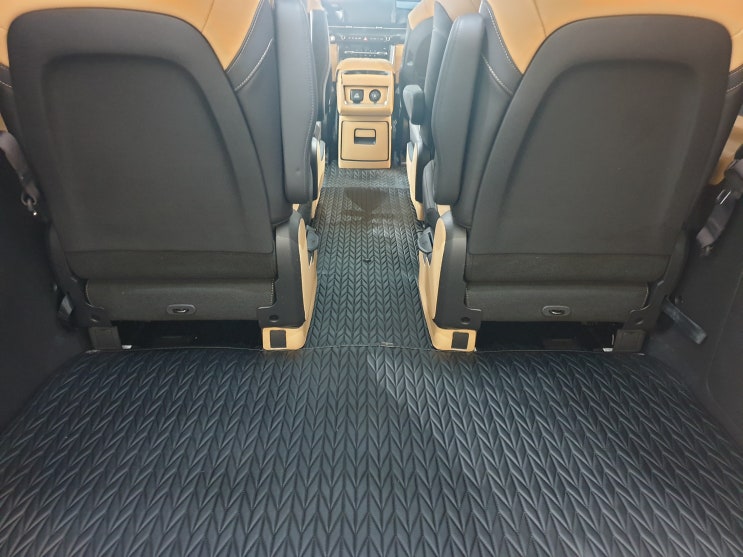 카니발 KA4 모빌하임 P2 바닥 장판 시공 : 네이버 블로그