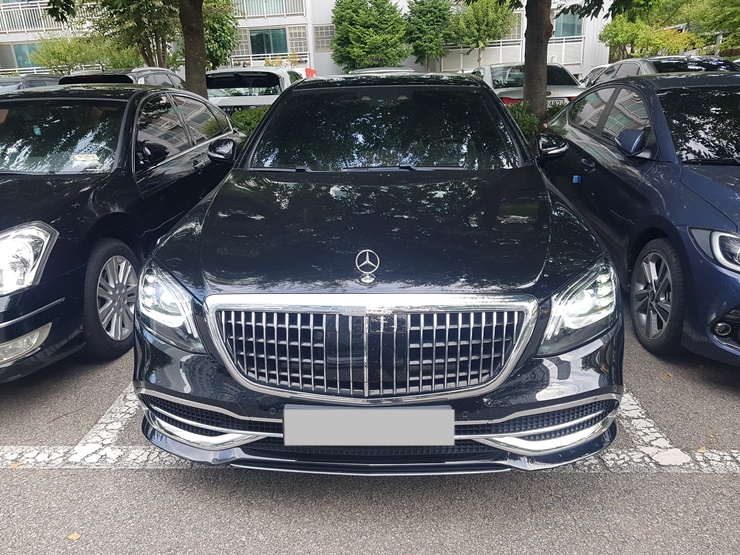벤츠s580 마이바흐 차문잠김 현장에서 개문 하고 스마트키 구출 수입외제차문여는곳 벤츠잠김문여는곳 서산스마트키 서산자동차열쇠
