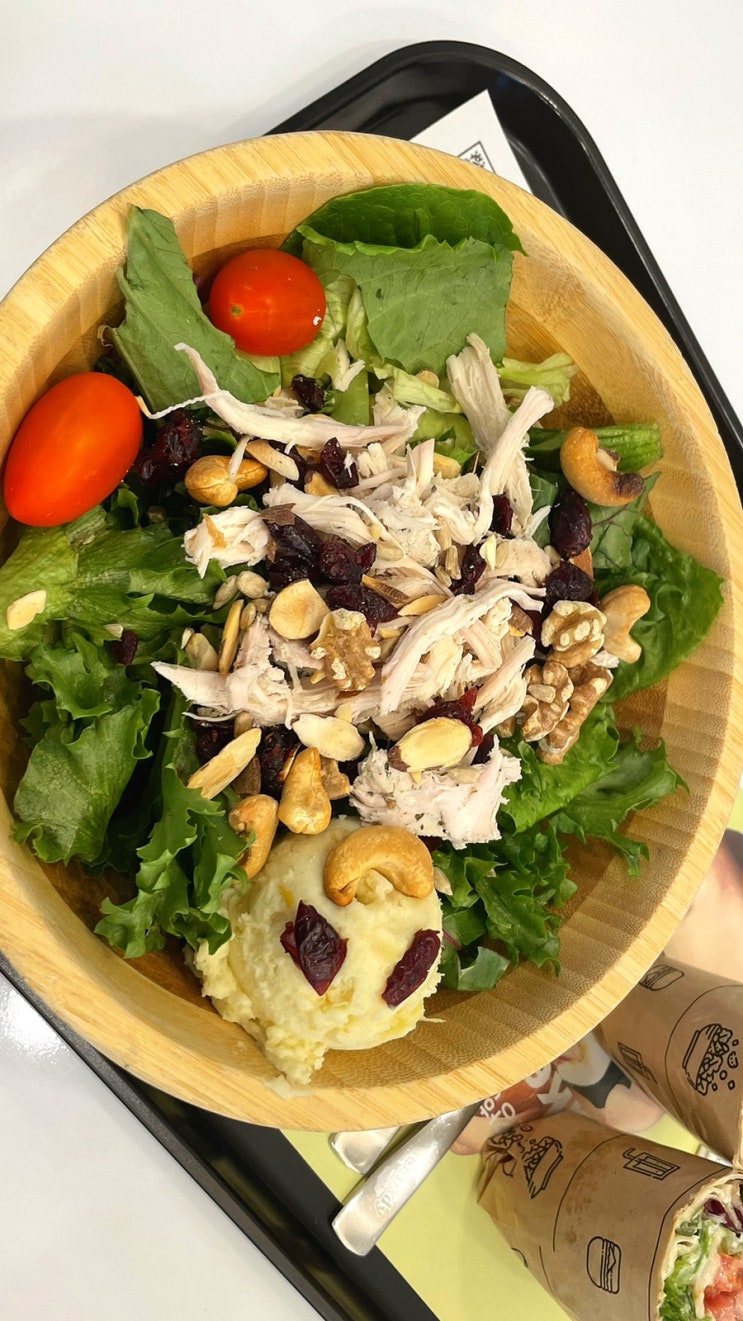 용인 기흥역 샐러드 맛집 샐러디 신메뉴 로스트 닭다리살 랩 And 탄단지 샐러디 네이버 블로그