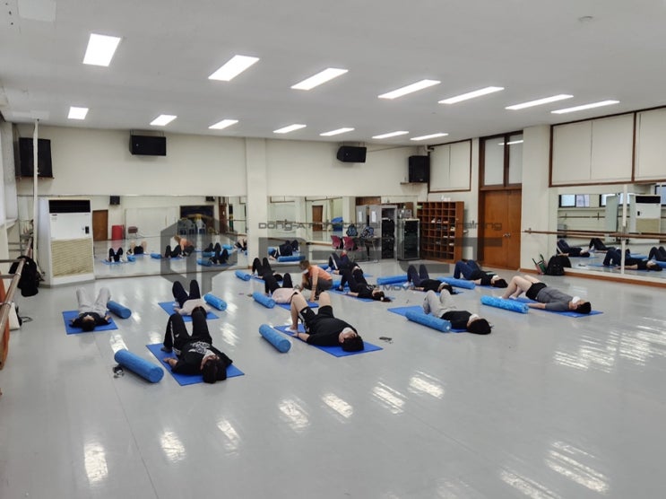 부산재활동아대학교 리뉴얼 후 첫 필라테스 수업이 시작되었어요 필라테스 효과필라링단체매트필라테스장원영혜리 필라테스